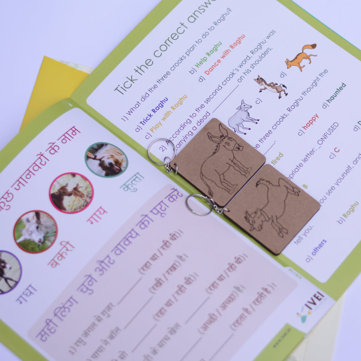 IVEI The Three Crooks - Workbooks and 2 DIY Keychains- 4 to 7 Yrs – I ...